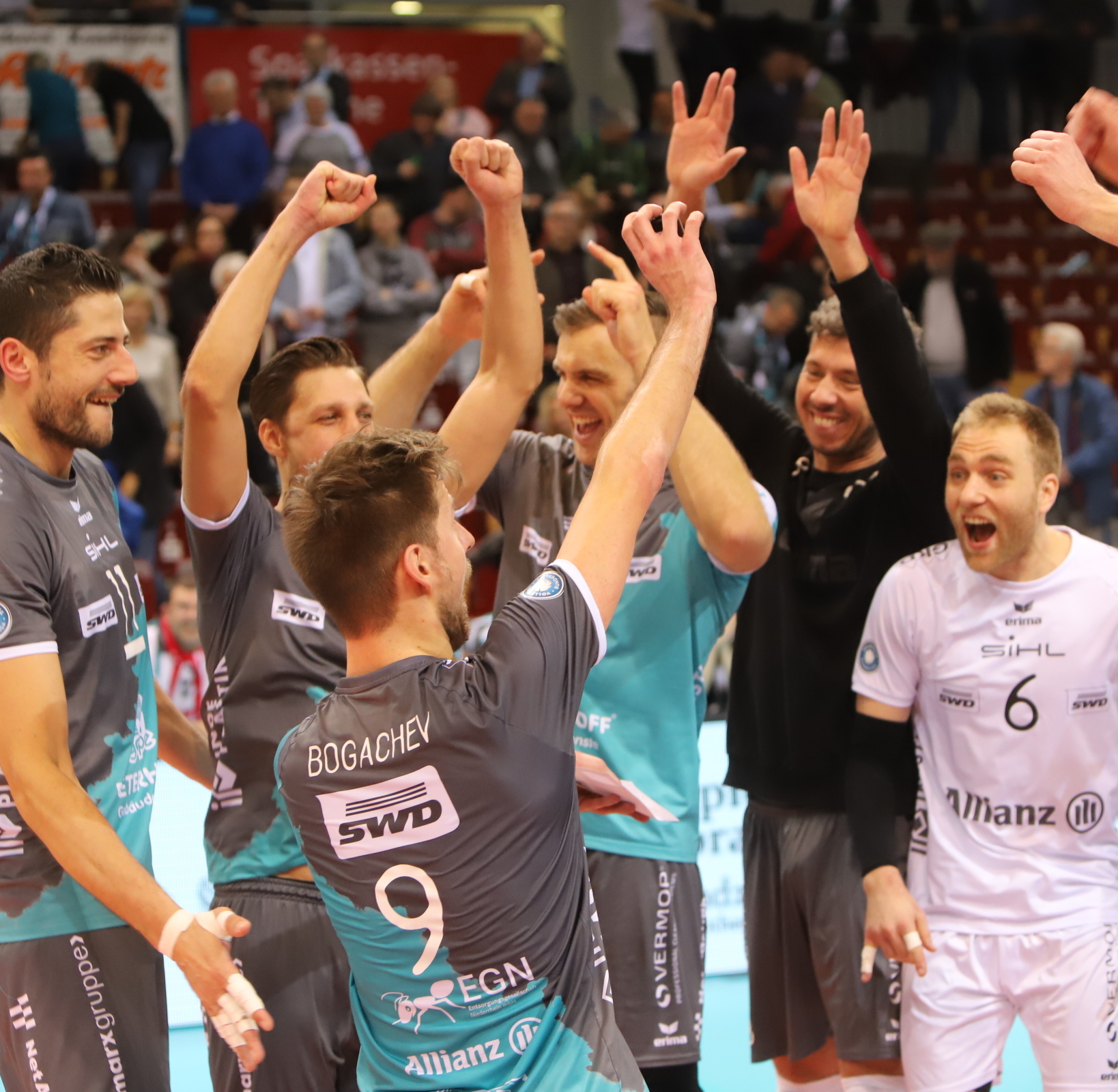 SWD powervolleys Düren: Volleyball-Schlacht gewonnen » DN-News