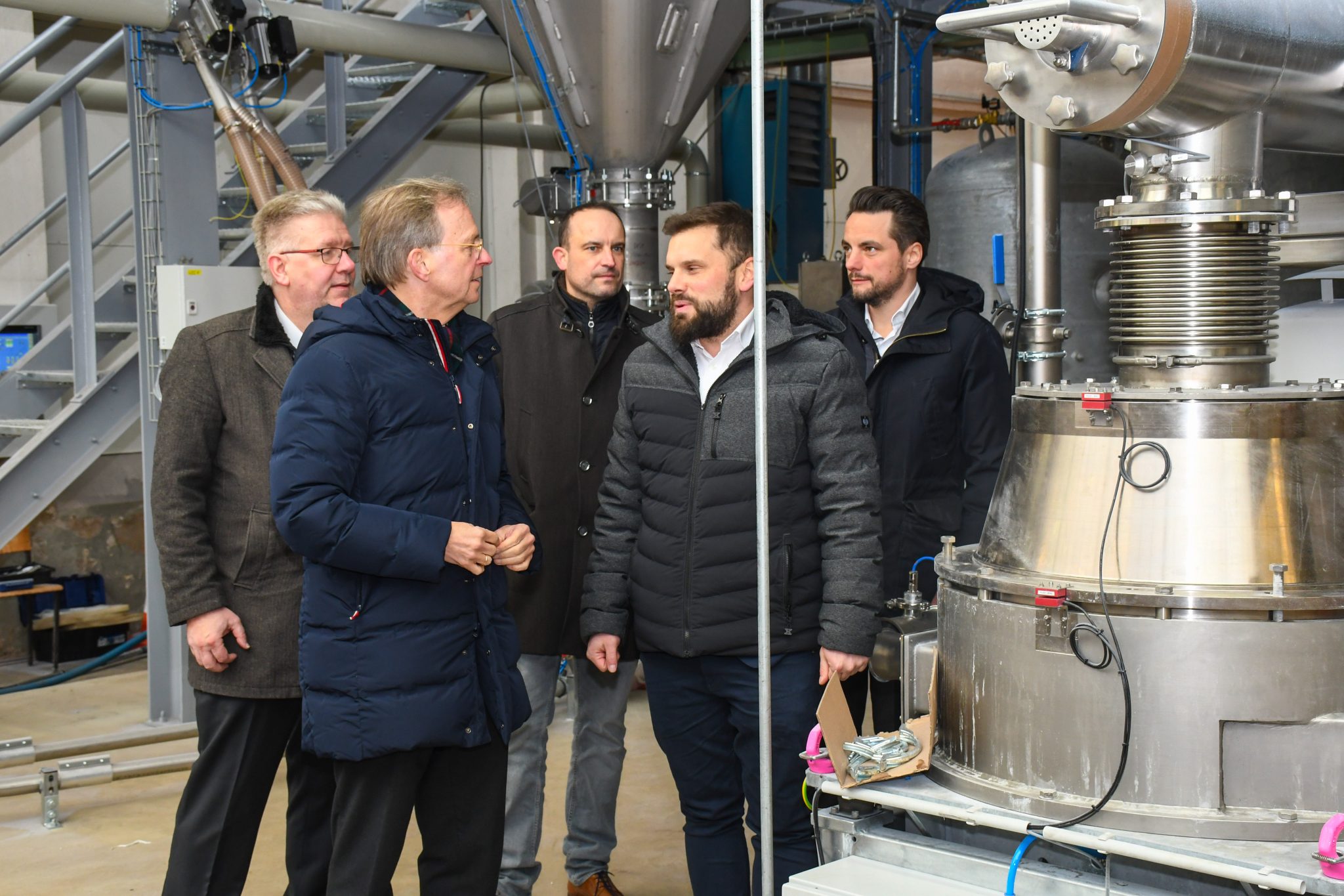 Thomas Rachel bei Sumteq: Aus einer Idee ist marktfähiges Produkt geworden » DN-News