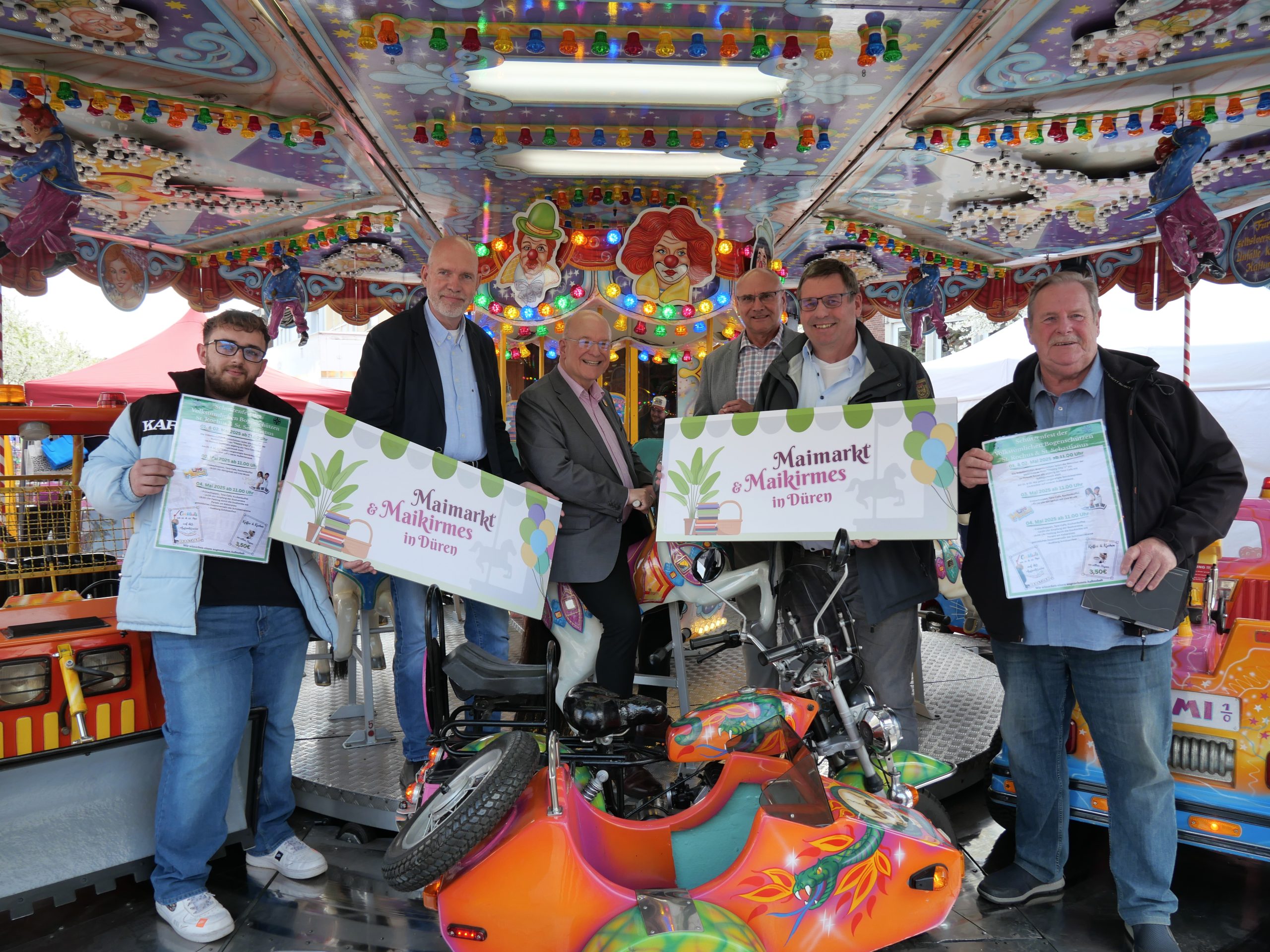 Düren lädt ein: Maimarkt und Maikirmes auf dem Annakirmesplatz ...